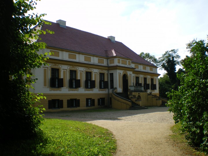Schloss Caputh - Ausflugsziele Brandenburg • Ab Ins Gruene