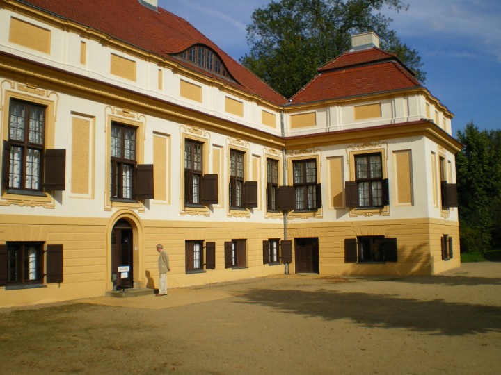 Schloss Caputh - Ausflugsziele Brandenburg • Ab Ins Gruene